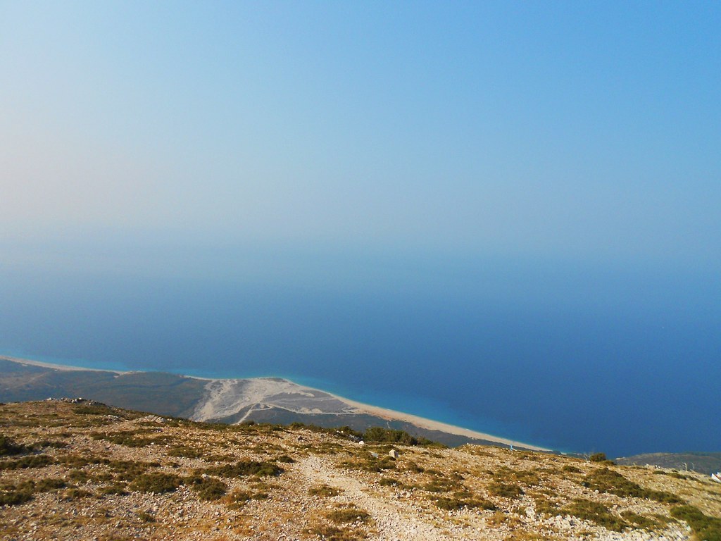 Llogara Pass the most beautiful road in Albania? - Papagallo Rent